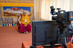 Virtual Reality Spaces: From the Profane to the Sacred – Hypermediations